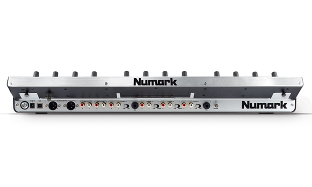 4TRAK | Numark