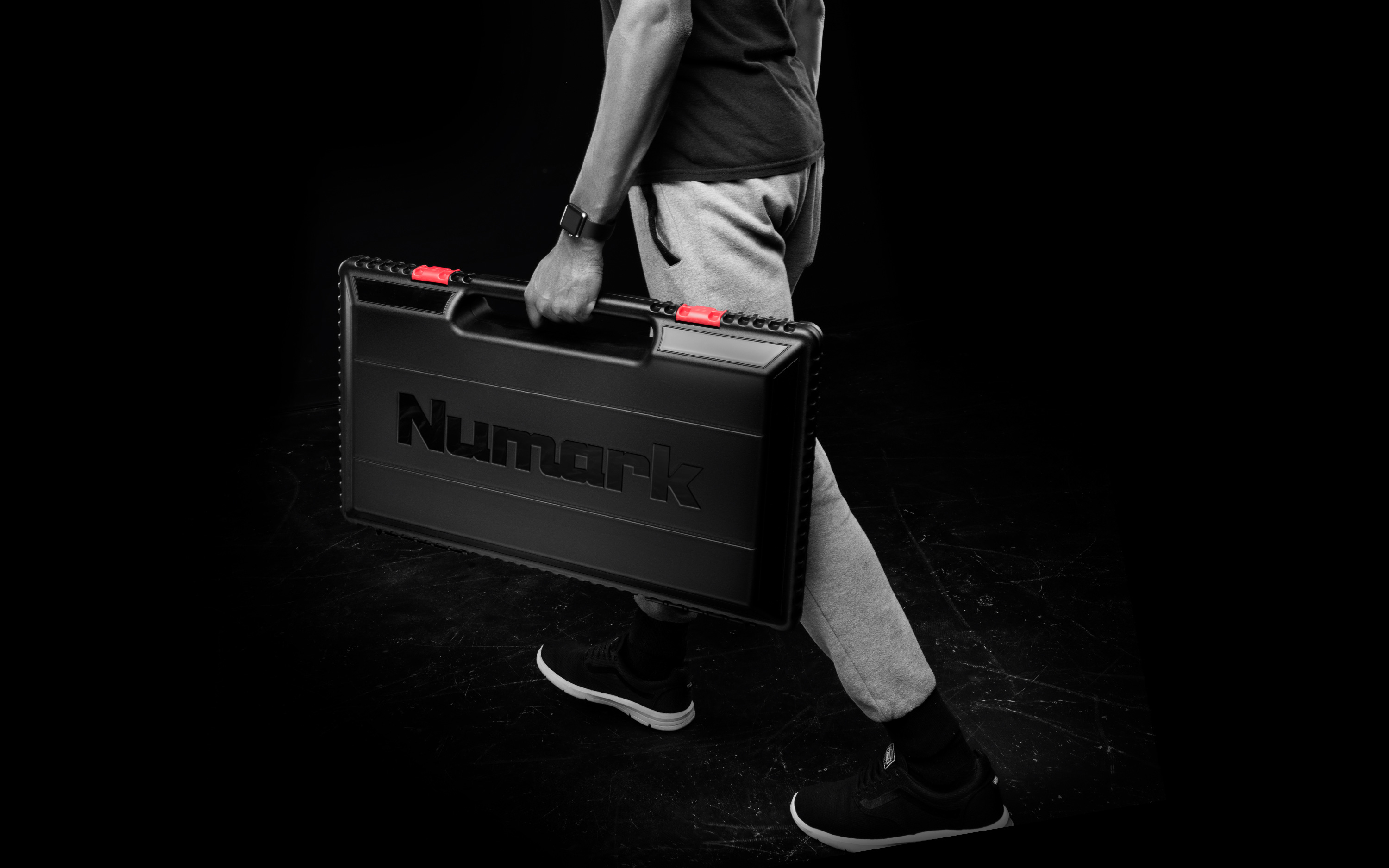 Mixtrack Case | Numark